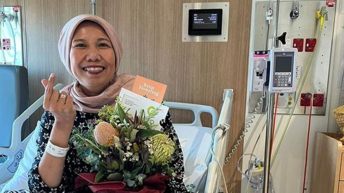 Kabar Duka, Penulis Asal Sulsel Lily Yulianti Farid Meninggal Dunia ...