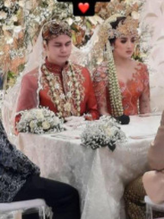 6 Momen Pernikahan Handika Pratama dan Rosiana Dewi, Digelar Adat Sunda dan Minang - Hot ...
