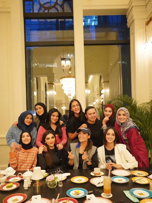 Potret 8 Geng Artis Indonesia yang Sering Curi Perhatian, Penampilannya ...