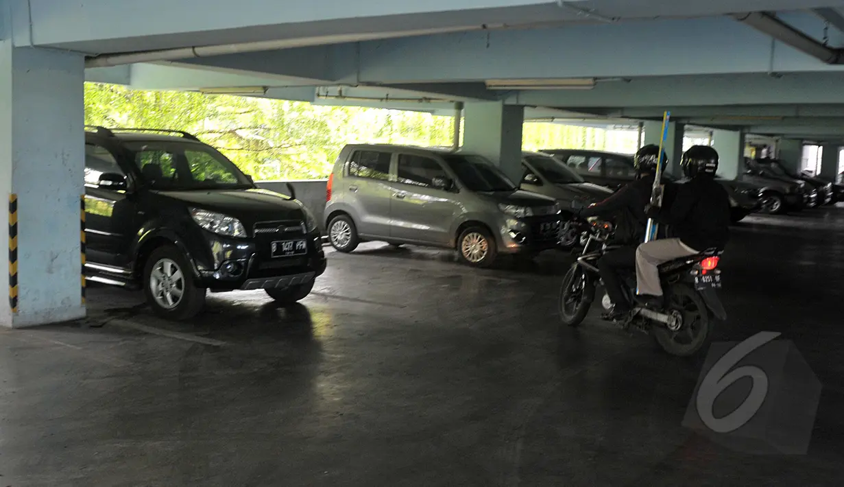 Kerap Jadi Tempat Berpacaran, Gedung Parkir Taman Menteng Akan ...