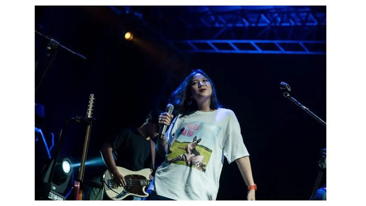 7 Potret Danilla Riyadi saat Tampil di Atas Panggung, Curi Perhatian ...