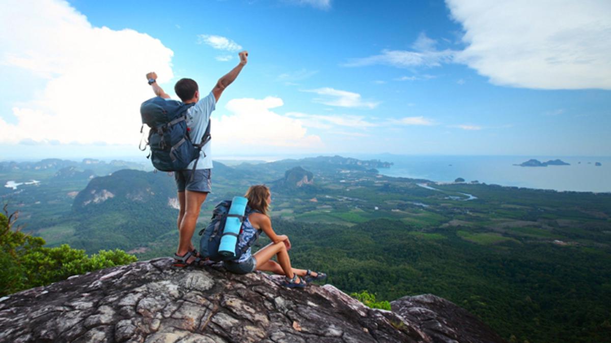 6 Alasan Travelling Dapat Membuat Karirmu Lebih Baik