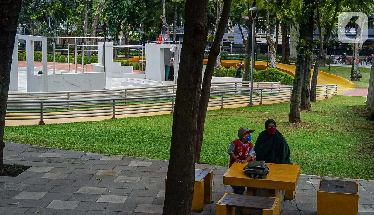 FOTO: RTH Jakarta Sudah Mulai Dibuka - Foto Liputan6.com