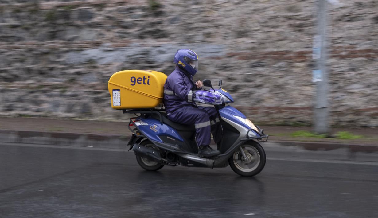 FOTO: Pandemi COVID-19, Bisnis Kurir Sepeda Motor Berkembang Pesat di ...