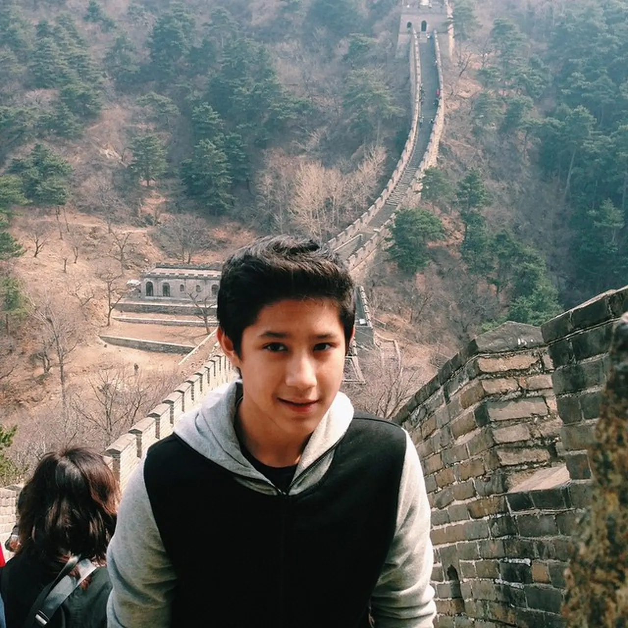 12 Potret Transformasi Teuku Rassya, Anak Tamara Bleszynski yang Kini ...