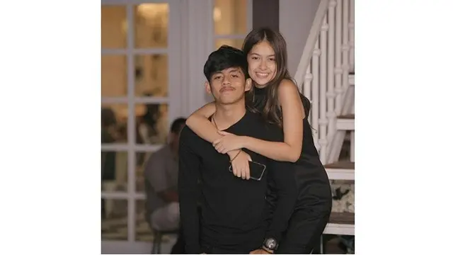 6 Potret Kebersamaan Rebecca Klopper dan Rizky Pahlevi saat Masih Pacaran - Hot Liputan6.com