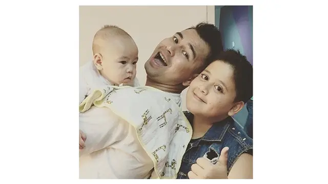 6 Potret Transformasi Baim Cilik dan Nizam Hasan, Reuni Bareng Raffi Ahmad - Hot Liputan6.com