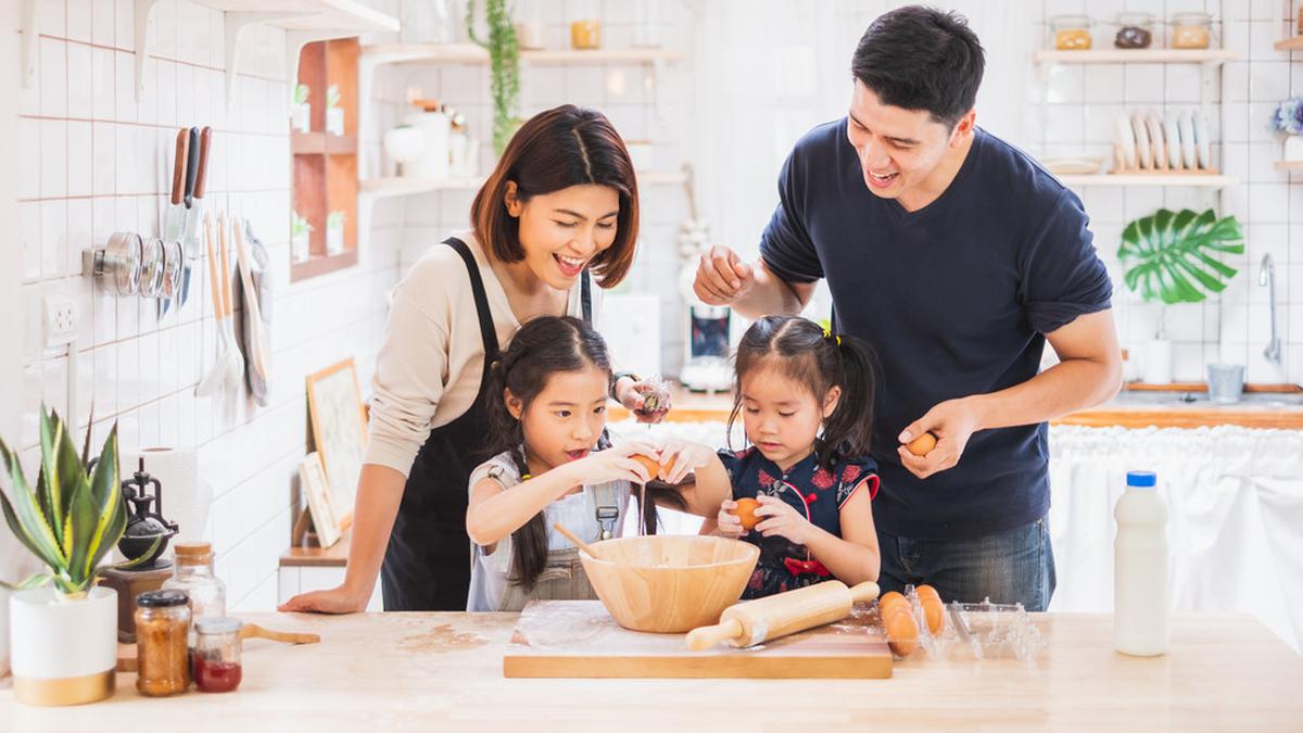 4 Gaya Parenting Orangtua dan Efeknya untuk Anak - Parenting Fimela.com