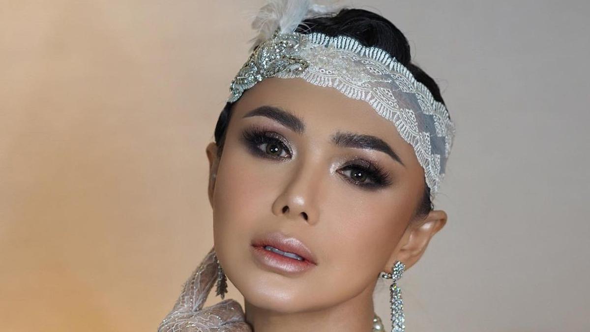 Wajah Polos Yuni Shara Diungkap MUA, Intip Potretnya Sebelum dan Sesudah Makeup - Entertainment ...