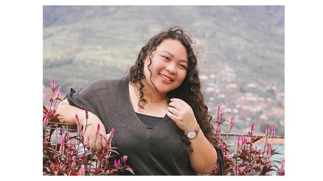 Pernah Bintangi Sitkom Sketsa, Ini 6 Potret Terbaru Artis Cilik Clara ...