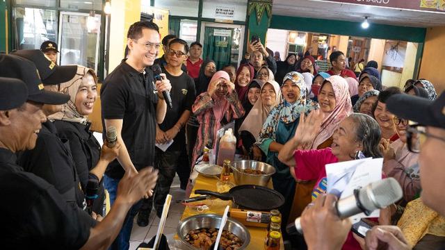 Keren, Buku Kuliner The Evolution of Jakarta’s Street Food Sabet ...