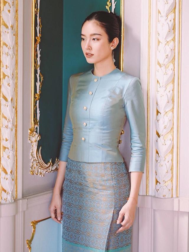 6 Potret Treechada Petcharat, Dijuluki Transgender Tercantik Sedunia ...