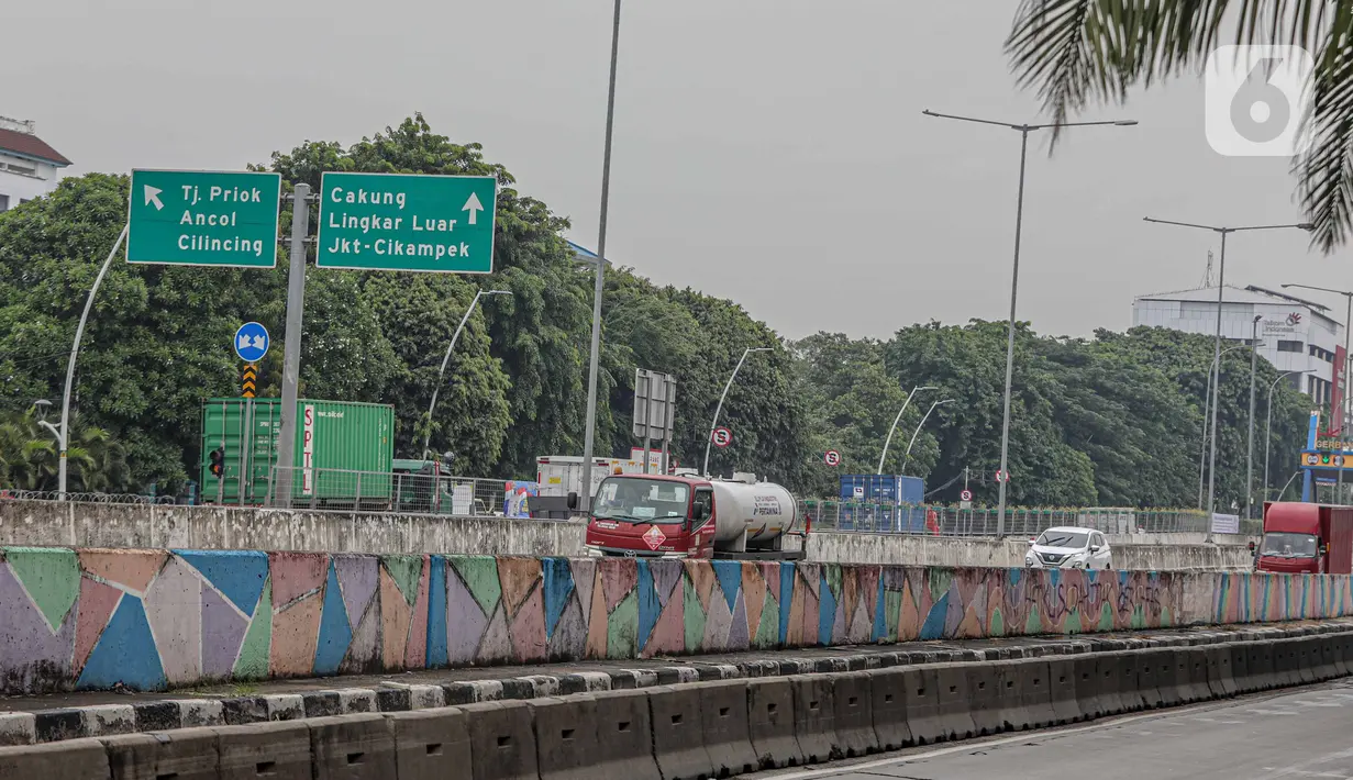 FOTO: Tarif Tol Akses Tanjung Priok dan Pondok Aren-Ulujami Naik - Foto ...