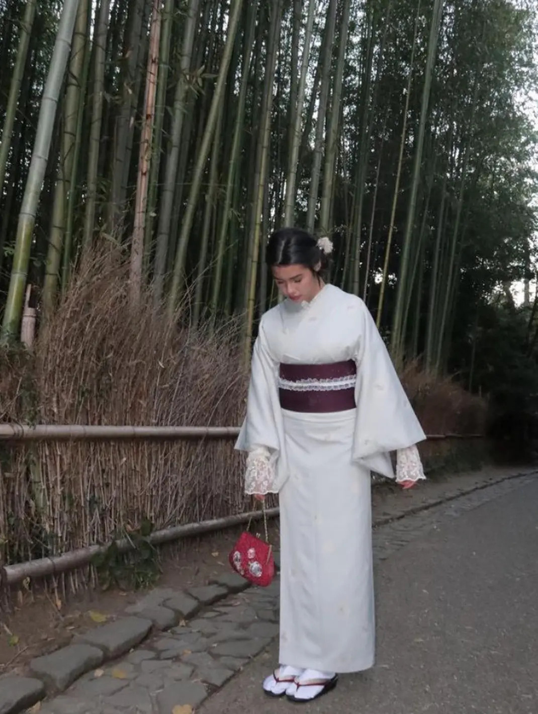 6 Pesona Kekasih Jefri Nichol, Maria Theodore Wajah Blasteran Dibalut ...