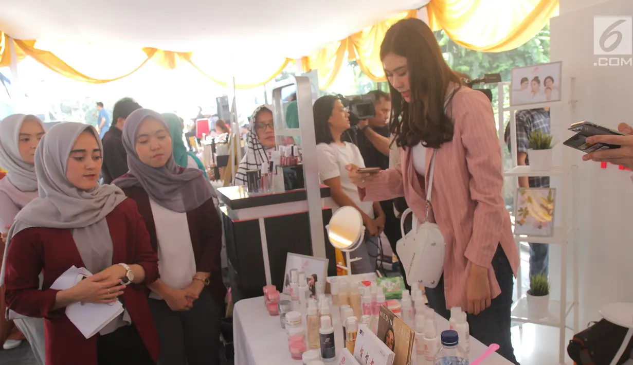 FOTO: BPOM Kampanyekan Memilih Kosmetik Aman dan Bermutu - Foto ...