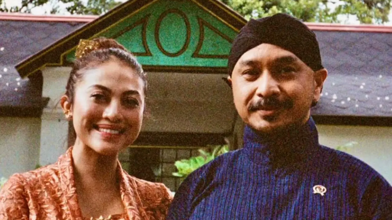 7 Model Kebaya Modern Ala Cynthia Riza Istri Giring Ganesha, Inspirasi Tampil Elegan di Berbagai ...