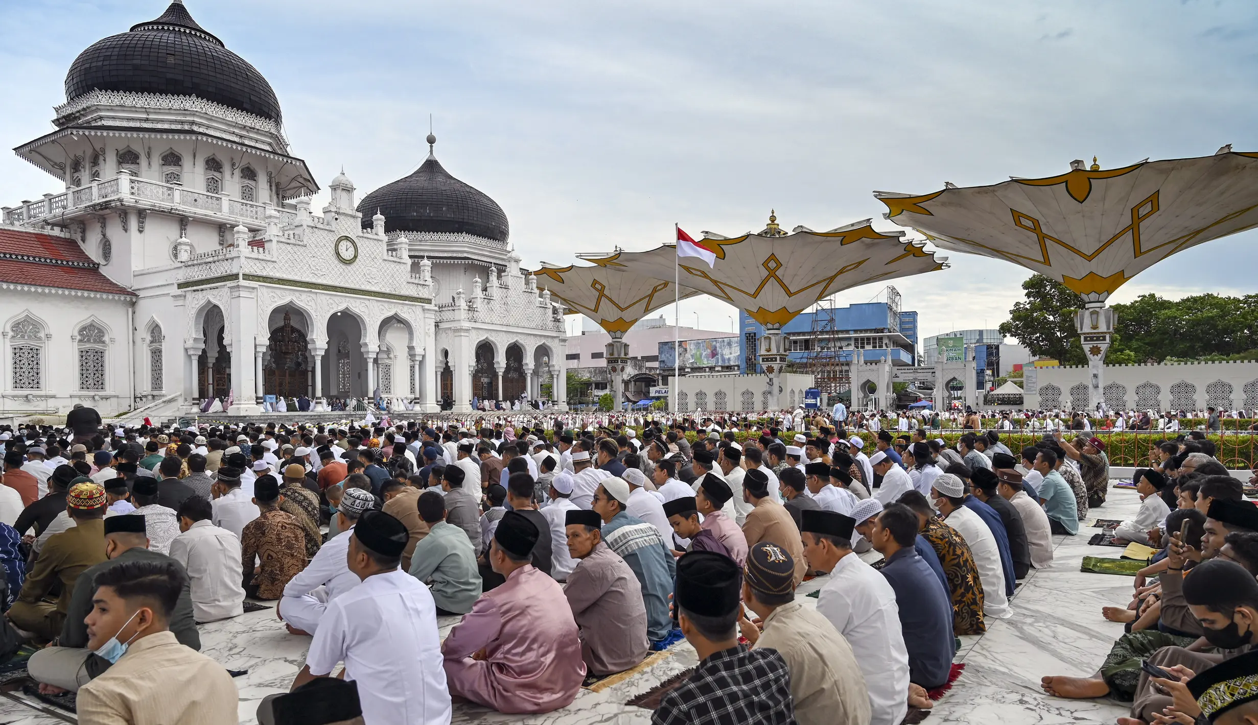 FOTO: Pelaksanaan Salat Idul Adha di Berbagai Wilayah Indonesia - Foto ...
