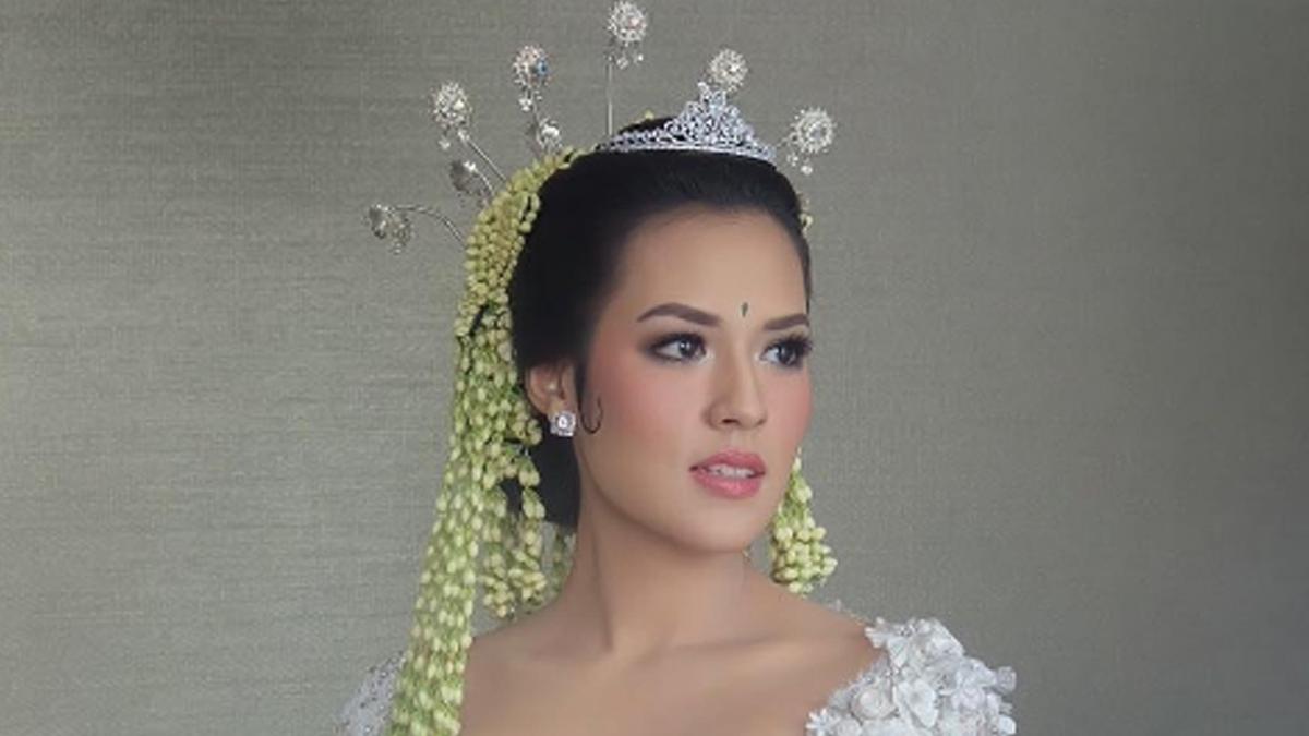 Pose Bareng, Raisa Kalah Cantik dari Renata Kusmanto? - ShowBiz Liputan6.com