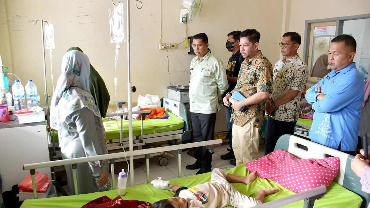 86 Orang Keracunan MBG, Bupati Agam Tetapkan Status KLB
