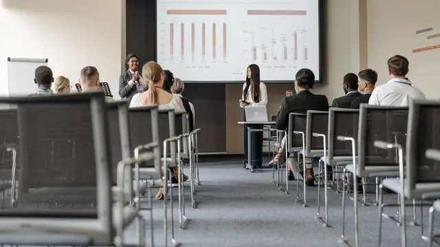 Contoh PowerPoint Presentasi yang Menarik dan Tips Membuatnya dengan ...