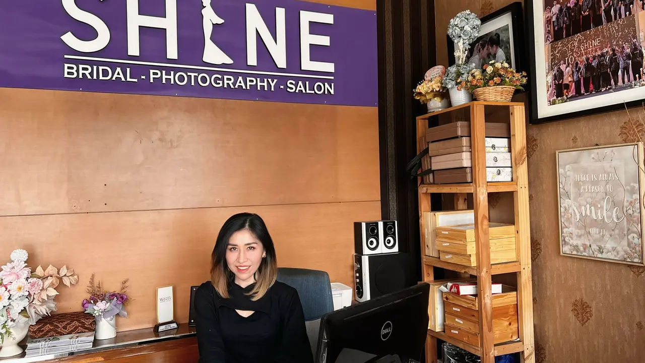 Mengenal Farida Widasta Perempuan Terima Best Entrepreneur dari Karawang - News Liputan6.com