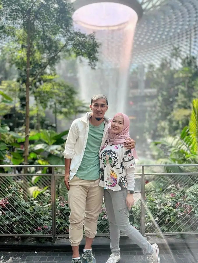 Potret Pemain Timnas Sepak Bola Indonesia yang Menikah dengan Seleb Terkenal, Beberapa Akhirnya ...