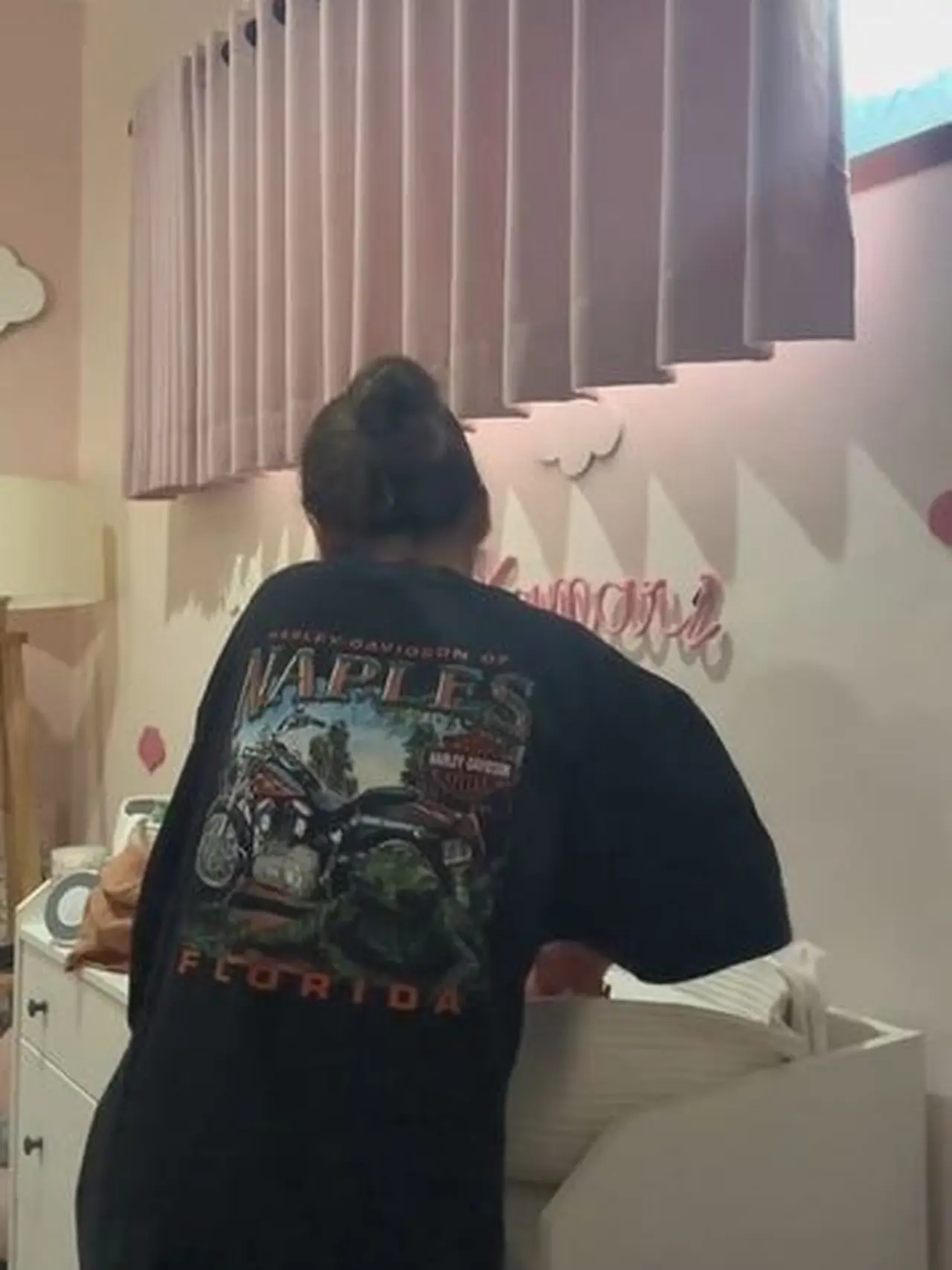 6 Potret Keseharian Jennifer Coppen Jadi Mama Muda, Antusias Ganti ...