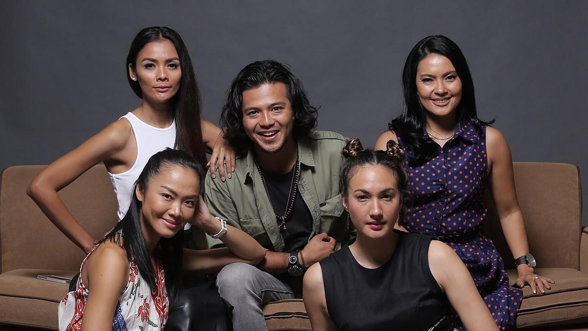 Ramon Y Tungka Jadi Bumbu Dramatik di Film Labuan Hati - Entertainment ...