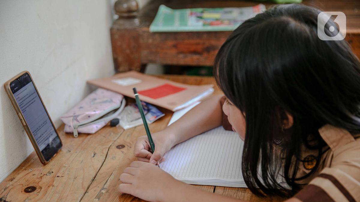 Hardiknas 2021, FSGI: Krisis Pendidikan Masih Terjadi di Indonesia ...