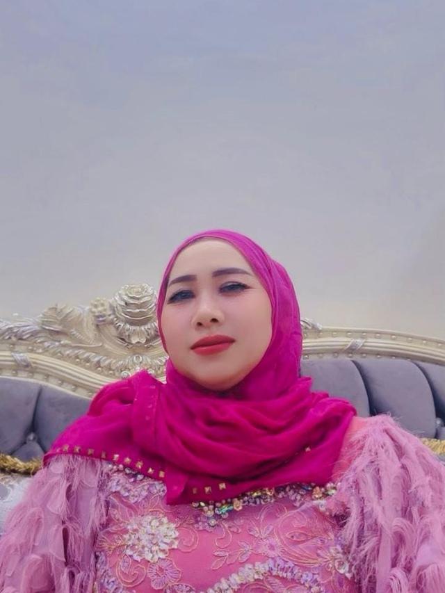 Penyanyi Yulia Azahra Sorot Cinta Tak Selalu Berakhir Bahagia di Lagu ...