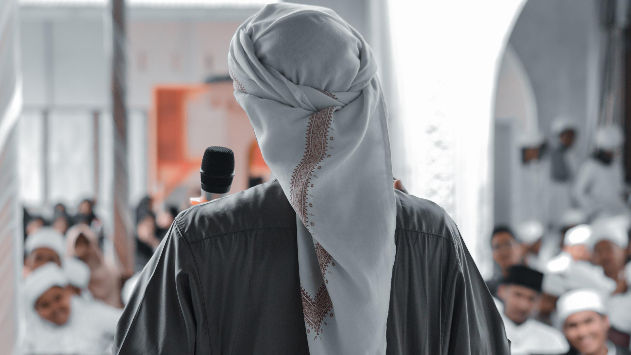 30 Pantun Islami Penuh Makna dan Nasihat, Rangkaian Kata yang Sarat ...