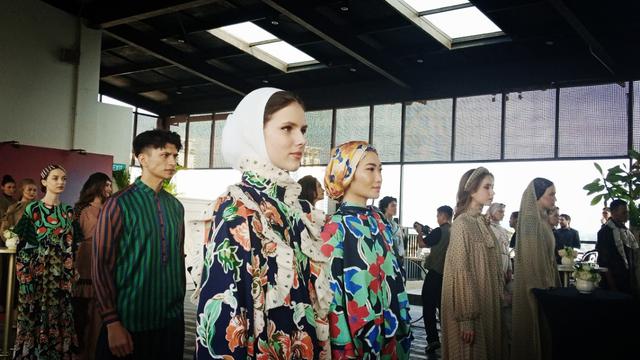 New Retro hingga Gaya Modern, Aleza Berikan Ragam Inspirasi Busana Hari ...