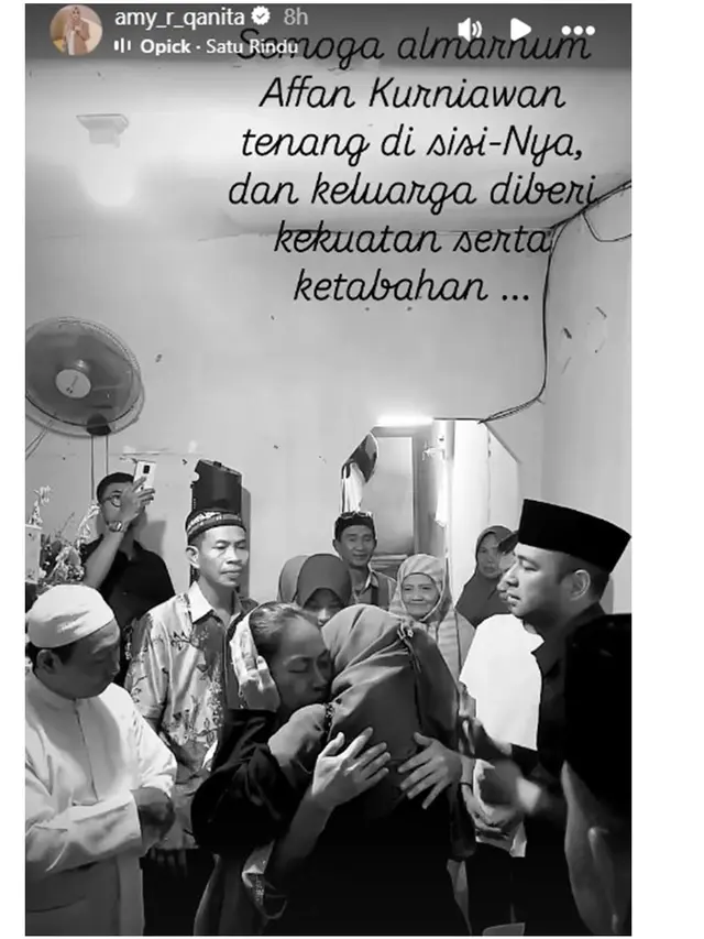 5 Potret Raffi Ahmad Kunjungi Rumah Duka Alm. Affan Kurniawan, Ditemani Amy Qanita - ShowBiz ...