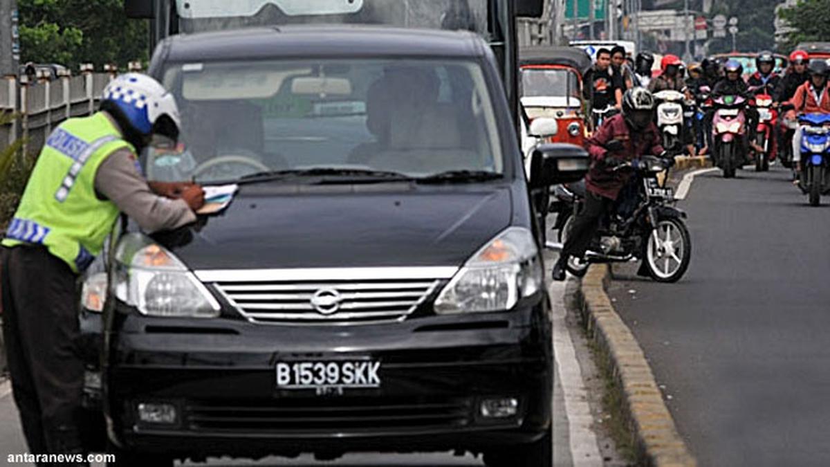 Tilang Online Cegah Pelanggar 'Damai' dengan Polisi - News Liputan6.com