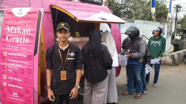 Aksi Yayasan Penolong Janda Garut di Bulan Ramadan - Regional Liputan6.com