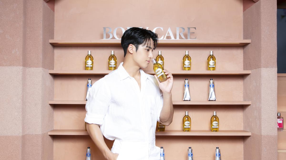 Potret Penuh Pesona Mingyu SEVENTEEN Jadi Brand Ambassador Pertama L'Occitane untuk Asia ...