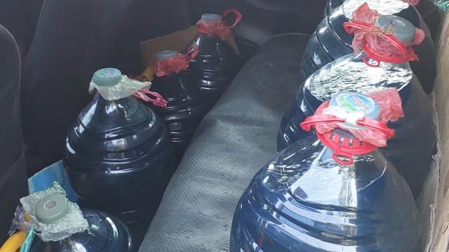 Akal Bulus Penimbun BBM di Sukabumi: Pelaku Angkut 272 Liter Pertalite ...