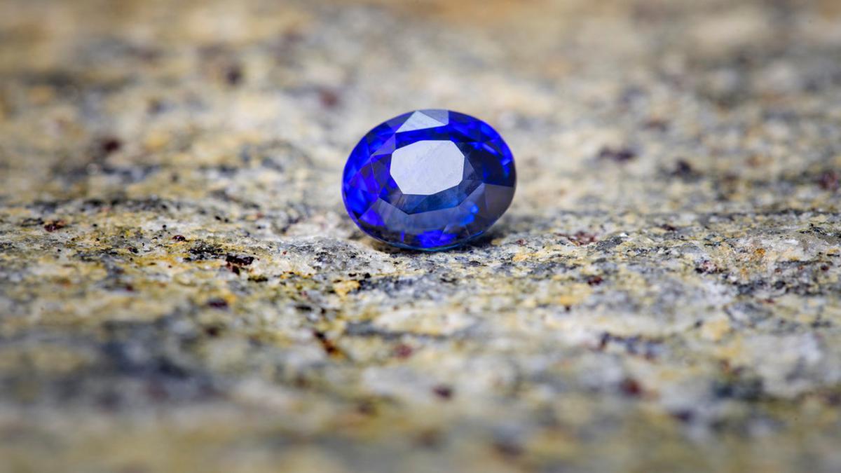 Fakta Unik Batu Safir Terindah di Dunia, Segera Miliki Koleksinya ...
