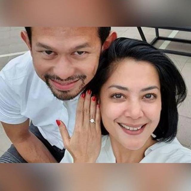 4 Potret Lulu Tobing dengan Bani Mulia dan Keluarga, Sudah Akrab Banget ...