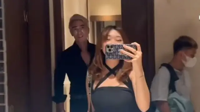 Dinner Bareng, Ini 6 Potret Kedekatan Verrell Bramasta dan Livy Renata - Hot Liputan6.com