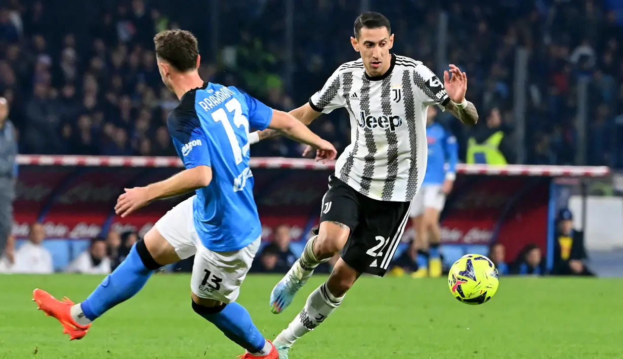 Foto: Aksi Memukau Victor Osimhen Bawa Napoli Hajar Juventus untuk ...