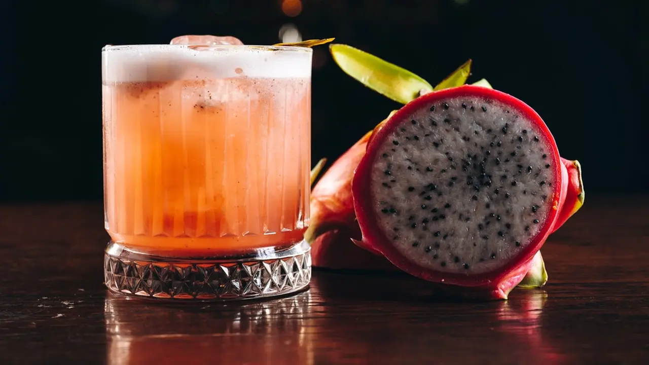 Apa Itu Cocktail? Simak Penjelasan dan Resepnya di Sini