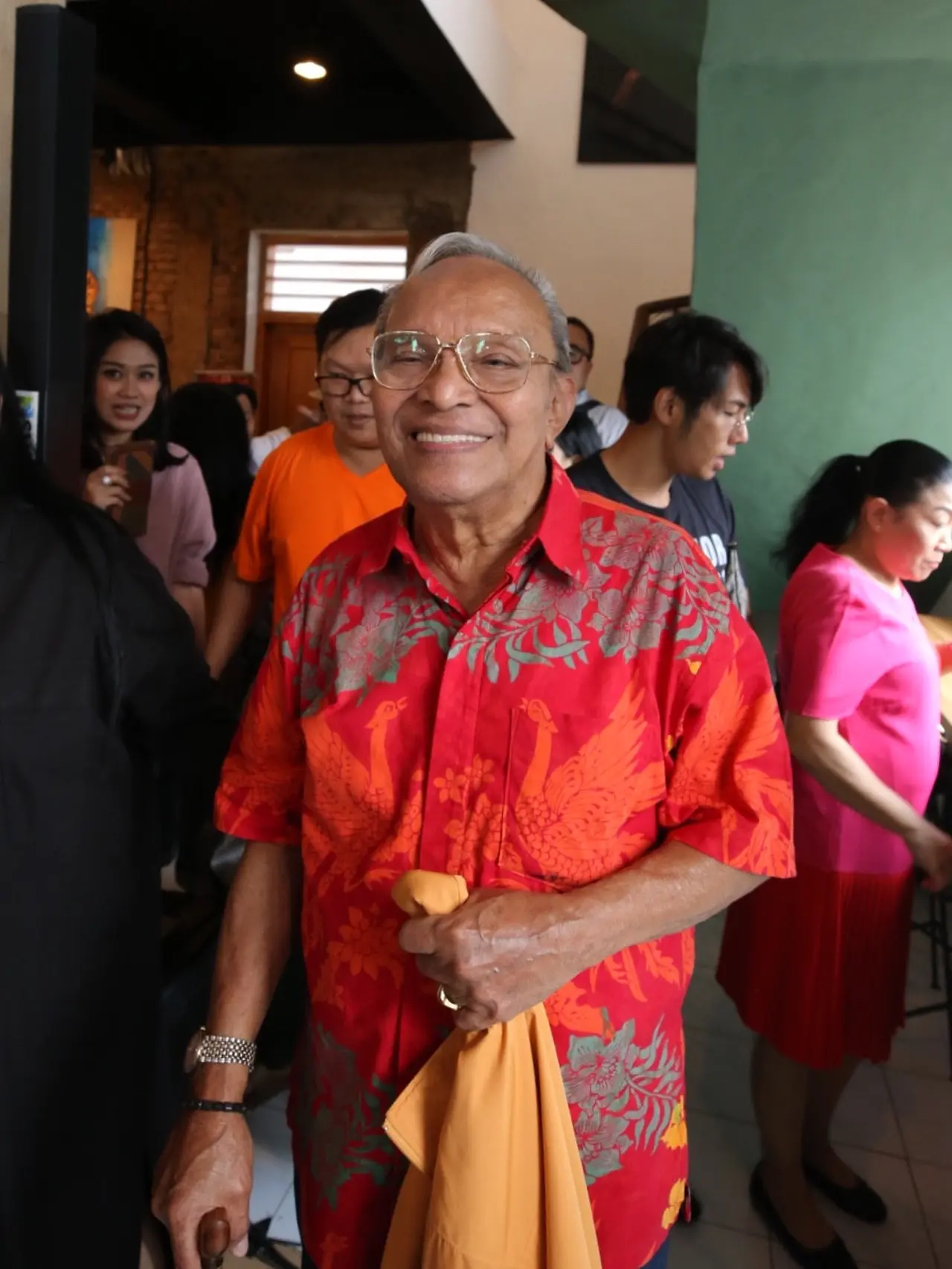 Profil Bob Tutupoly yang Meninggal Dunia di Usia 82 Tahun, Sang ...