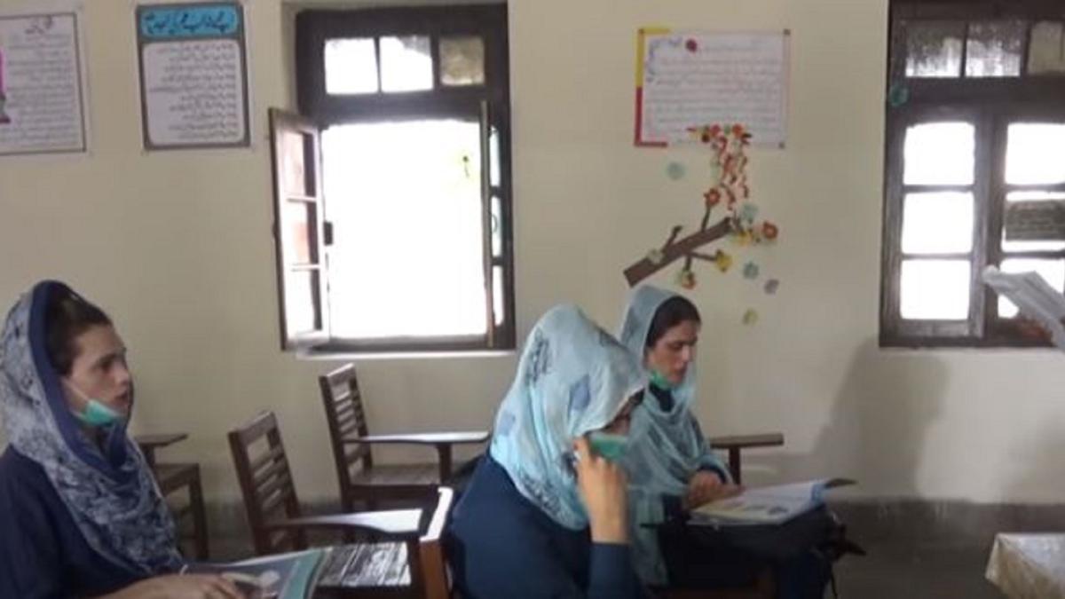 Pakistan Buka Sekolah Negeri Pertama untuk Transgender