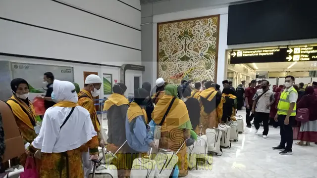 Terminal 2F Bandara Soekarno-Hatta Kini Dibuka untuk Penerbangan Umrah - Bisnis Liputan6.com