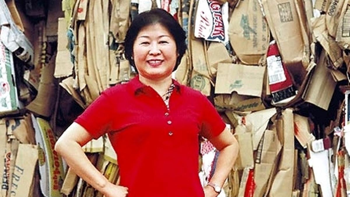 Perjuangan Zhang Yin, Jadi Kaya Berkat Kertas Limbah - Lifestyle Fimela.com