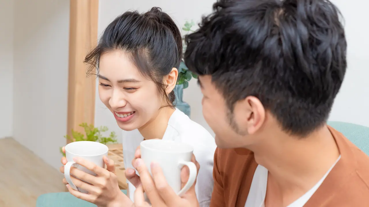 7 Tanda Aura Positifmu Sangat Kuat yang Membuatmu Disukai Banyak Orang - Lifestyle Fimela.com