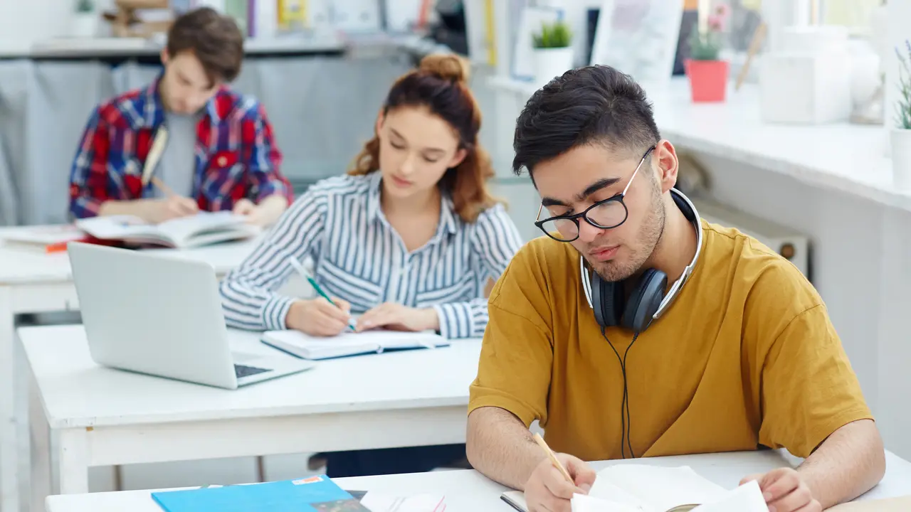 120 Kata-Kata Mutiara tentang Pendidikan yang Menginspirasi untuk ...