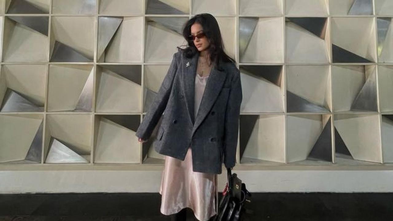 Kasual hingga Formal, 6 Inspirasi Padu Padan Outfit Ala Eva Celia yang ...