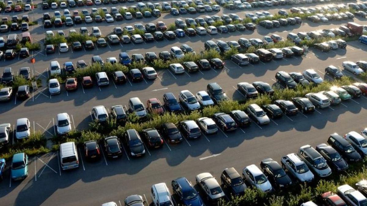 Tips Parkir Aman dan Nyaman ala Polisi - Otomotif Liputan6.com